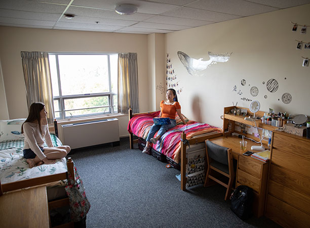 Home Sweet Campus: A Peek Inside Residence Life at Holy Cross | Holy ...