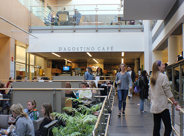 5 Great Places to Eat at Holy Cross | Holy Cross Magazine