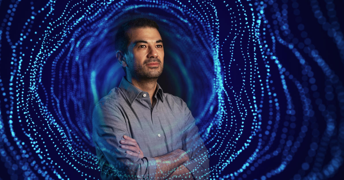Holy Cross Professor, Students Publish Wormhole Data in Respected ...