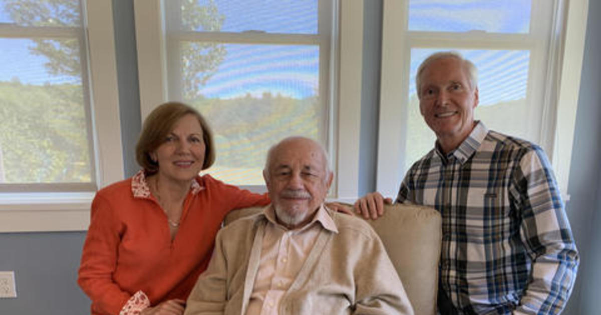 Giving the Gift of an Enduring, Formative Education | Holy Cross Magazine