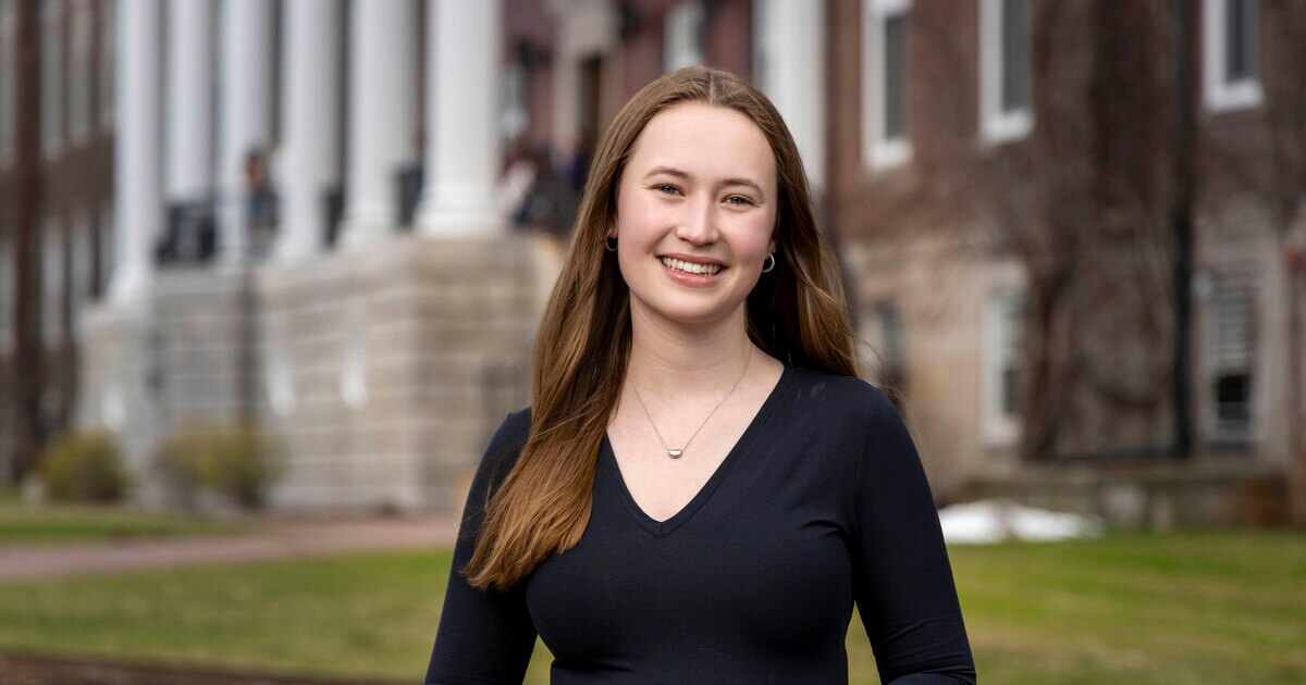 Claire Wolf '25 Named Class of 2025 Valedictorian | Holy Cross Magazine