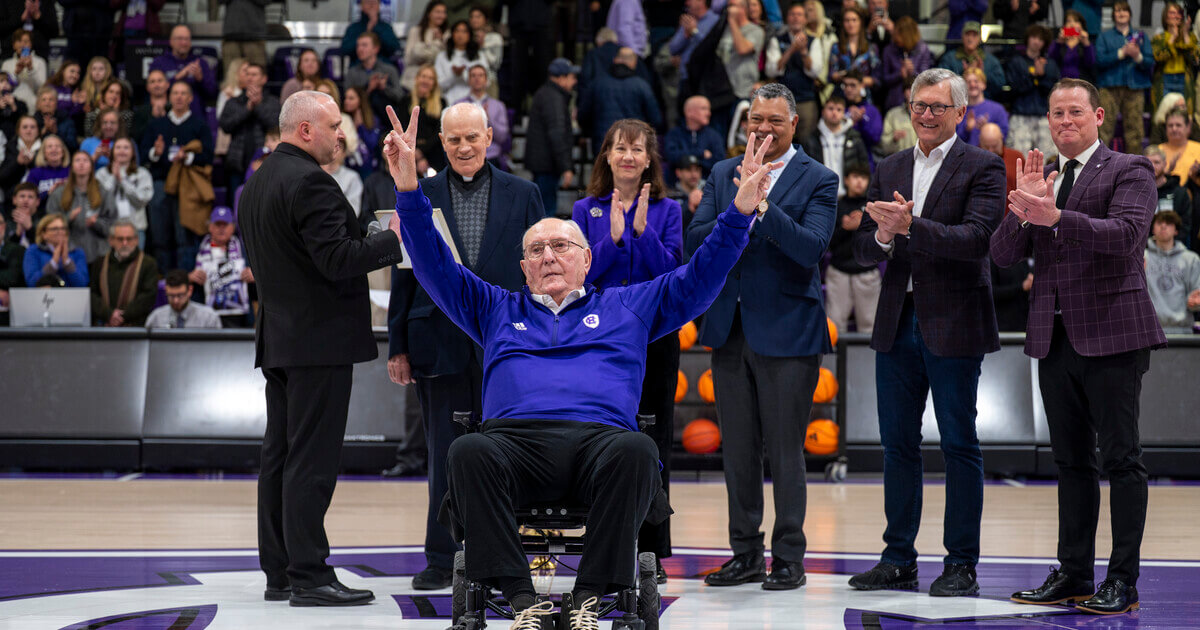 Bob Cousy '50 Court Dedication: The Day in Photos | Holy Cross Magazine