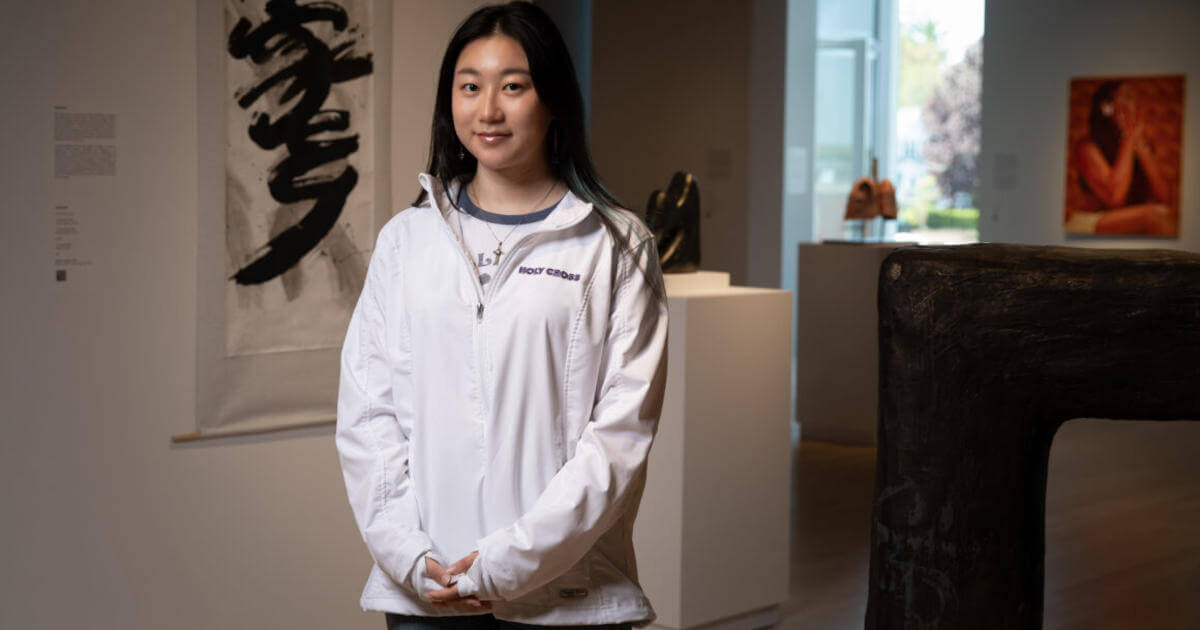 Class of 2023 Spotlight: Jianing “Jenny” Bai | Holy Cross Magazine