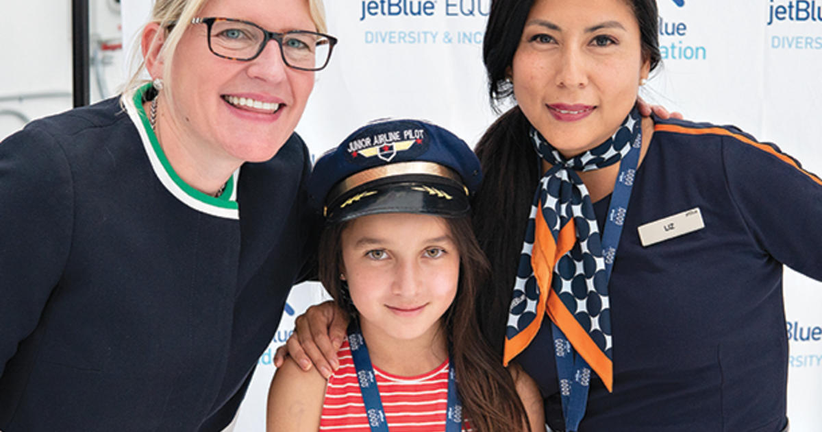 Joanna Geraghty '94 Leads JetBlue With a Holy Cross Mindset | Holy ...
