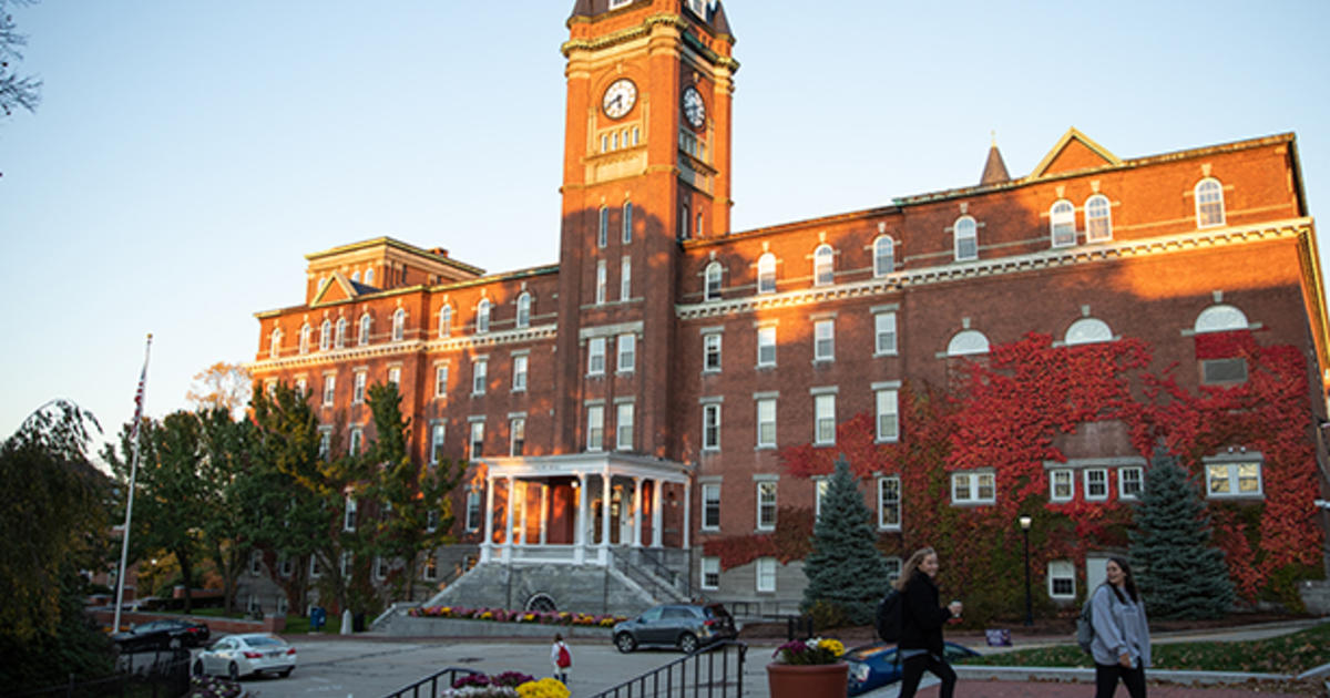 PayScale Ranks Holy Cross in Top 7% Liberal Arts Colleges for Salary ...