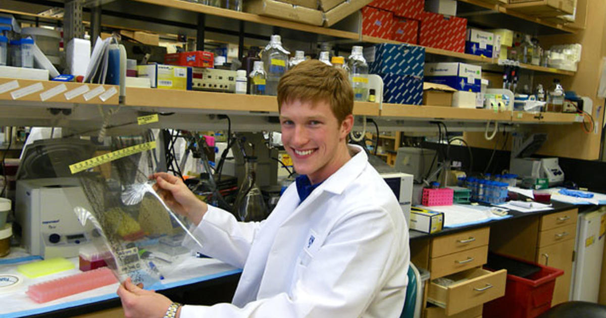 Holy Cross Music Major Spends Summer in Medical Research Lab | Holy ...